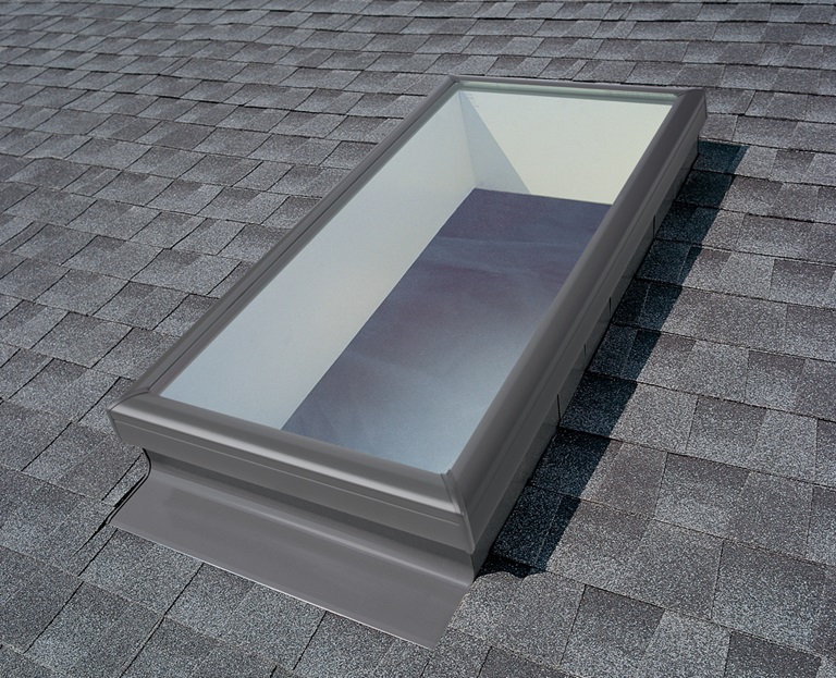 VELUX Skylight Flashing Systems for roofs | Deck and Curb VELUX Skylight Flashing Systems for roofs | Deck and Curb